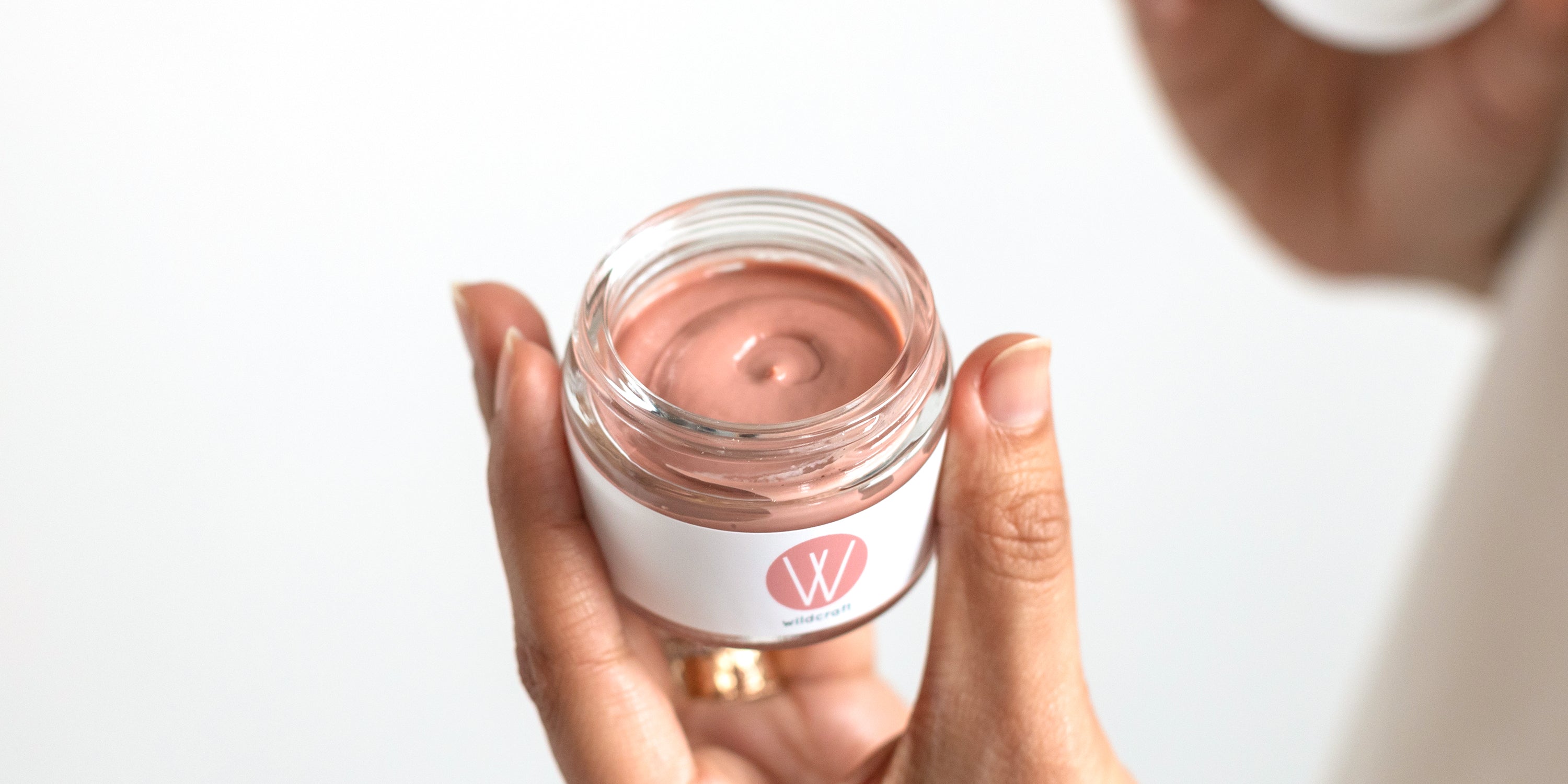 4 Products For Dry Skin & Fine Lines This Summer - Wildcraft